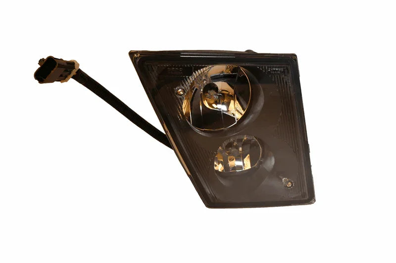 RH Fog Light | 2004-2018 Volvo VNL | Volvo 82793458 / 82780941 ...